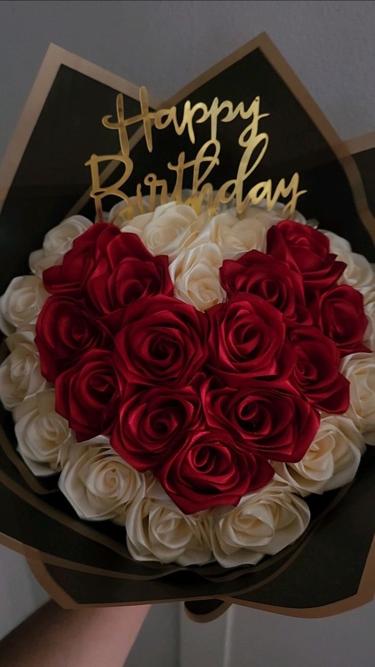Amazing Classy Red & white combo Bouquet - Home Page
